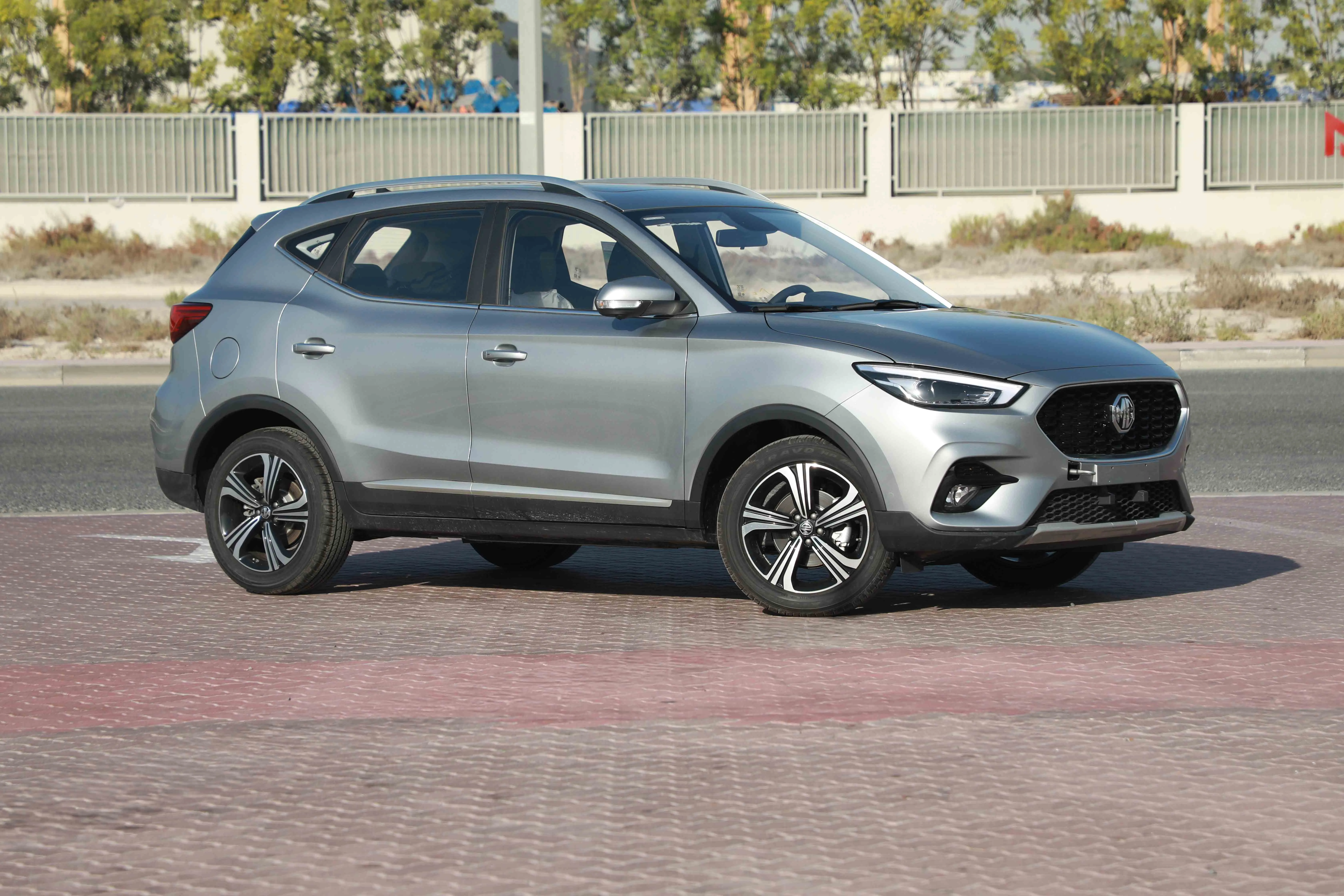 MG ZS Guides Specs Features Interior Galleries Export Ready | Legend ...