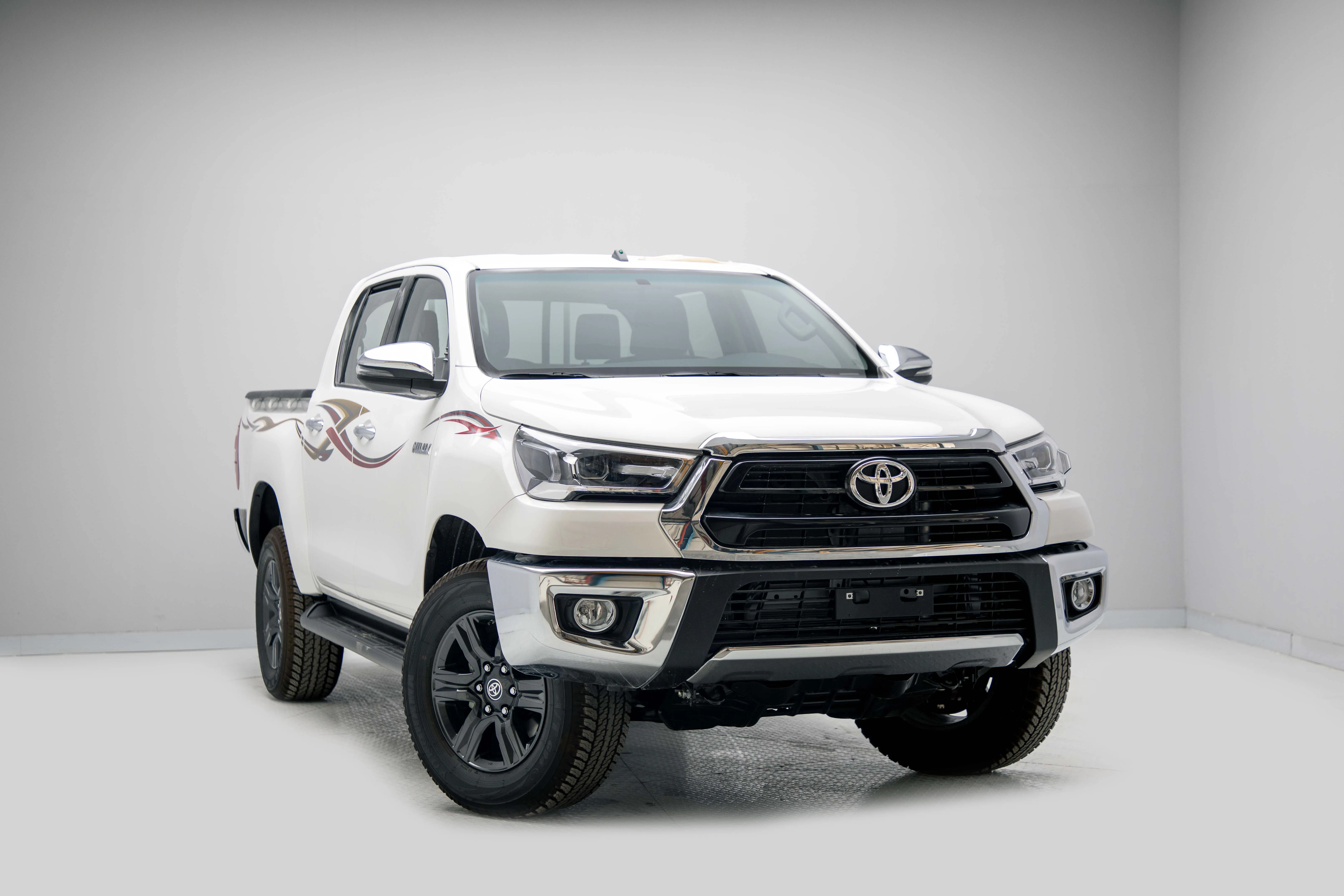 TOYOTA HILUX Trims Engines Dimensions Photos Export Sourcing | Legend ...