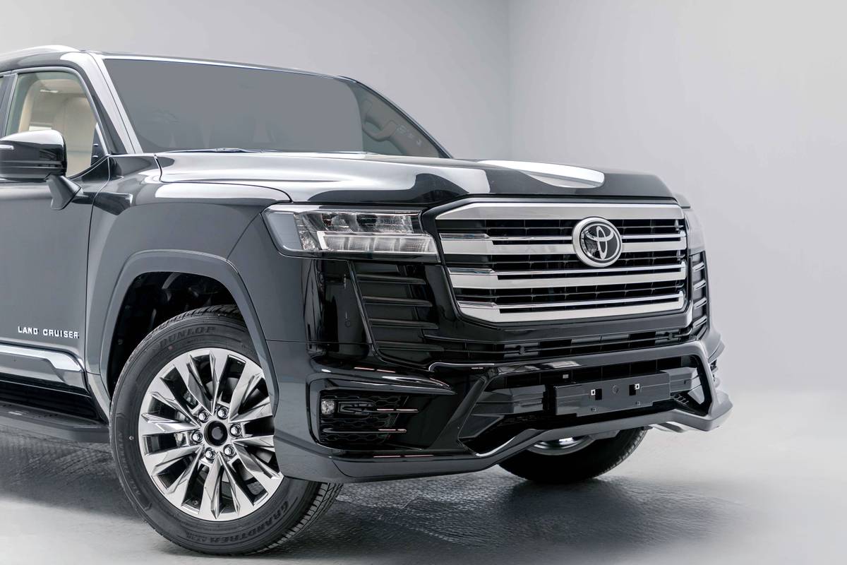 2025 Toyota LAND CRUISER GXR — Specs & Photos | Legend Motors | Legend ...