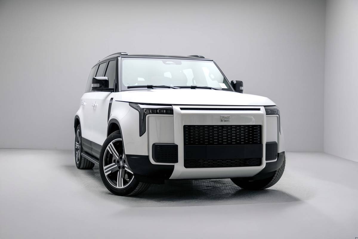 2026 Rox 01 6 SEATER — Specs & Photos | Legend Motors | Legend Motors